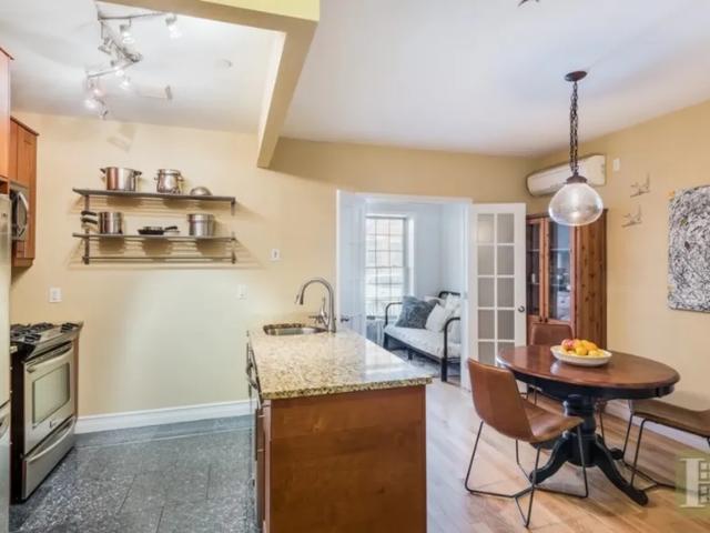 apartment Greenpoint NY ES102752801