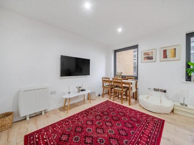 Apartment Ealing Greater London LS98404351
