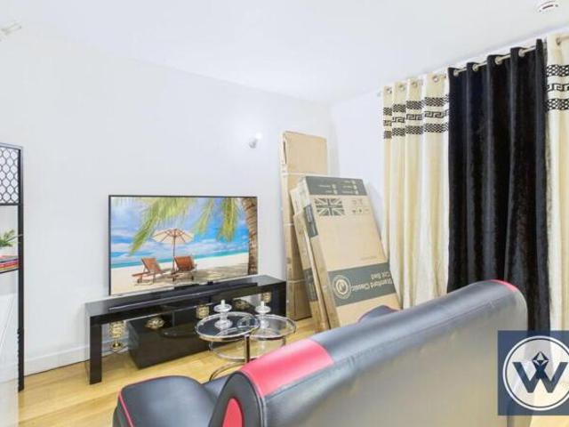 Apartment Ealing Greater London LS99290546