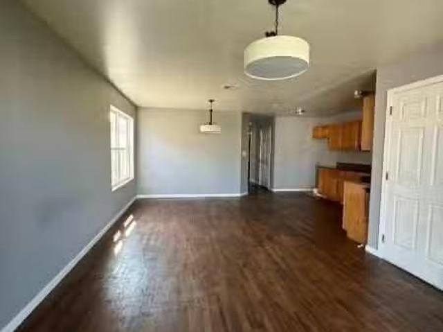 Apartment Elizabeth City, NJ 222 Geneva St