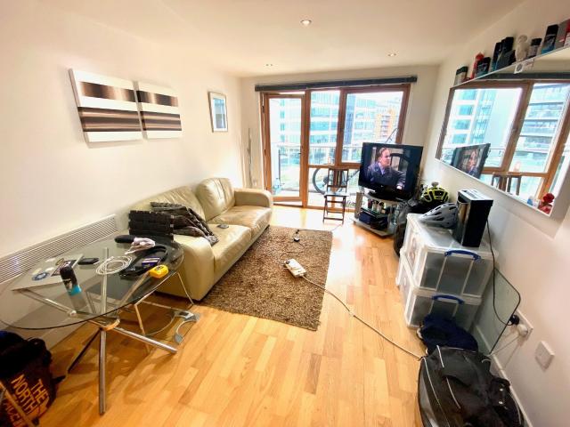 Apartment for rent Crozier House Leeds Dock