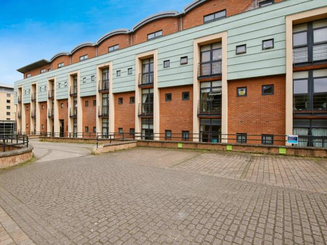 Apartment for rent Curzon Place, Gateshead Quayside, NE8