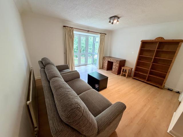 Apartment for rent Ashburne House, Oxford Place, Victori.