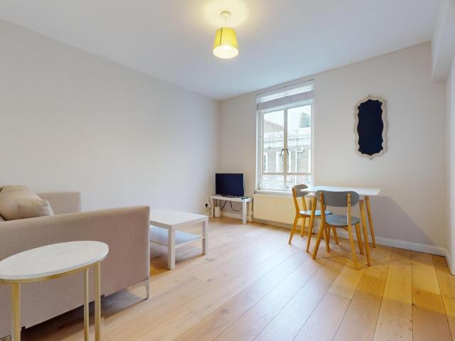 apartment for rent at 129 Ifield Road, London, SW10 9AR, UK