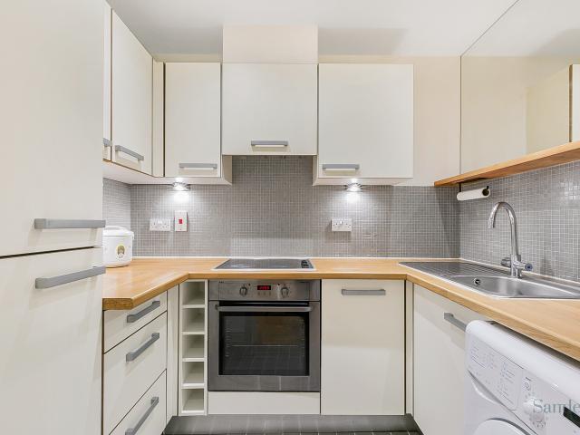 apartment for rent at 23 Plumbers Row, London, E1 1EQ, UK