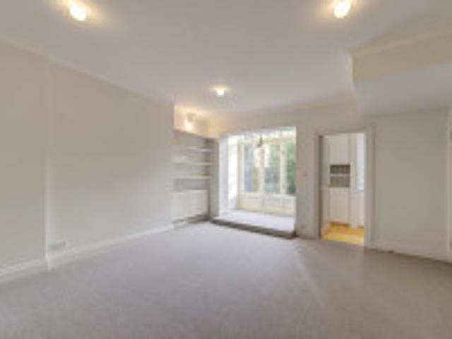 apartment for rent at Cathcart Road, Chelsea, SW10, England