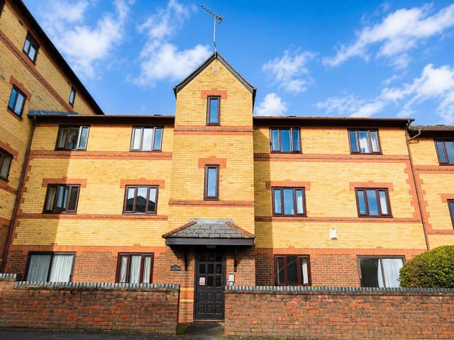 apartment for rent at Caslon Court, Somerset Street, Redcliffe, Bristol, BS1, UK