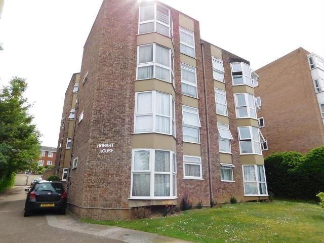 apartment for rent at Adelaide Road, Surbiton
