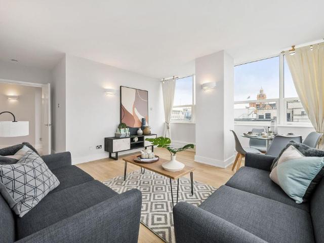 apartment for rent at apartment Marathon House, London, NW1