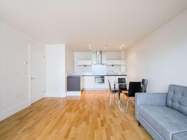 apartment for rent at apartment Northstand Apartments, Highbury Stadium Square, Islington, N5