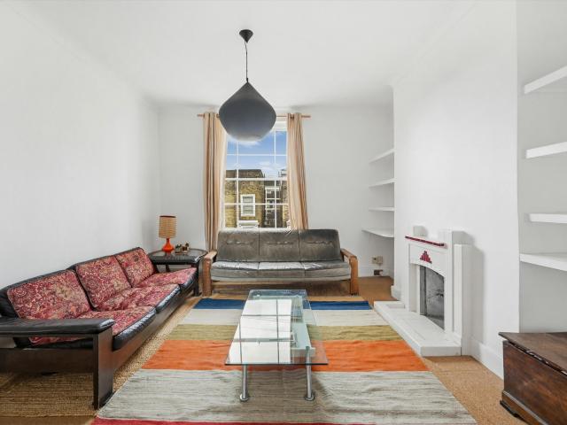 apartment for rent at apartment Albion Drive, London E8
