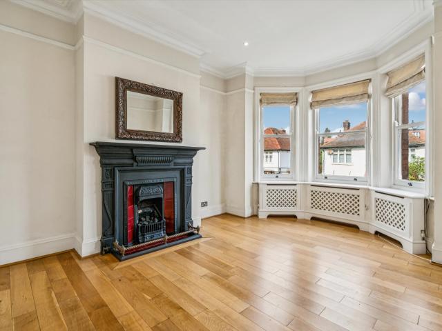 apartment for rent at apartment Alwyne Road, London SW19