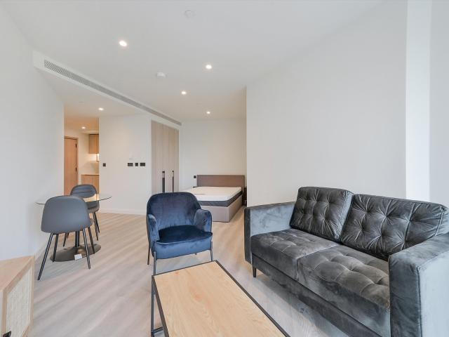 apartment for rent at apartment Aspen, 50 Marsh Wall, London, E14