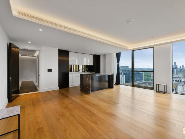 apartment for rent at apartment Belvedere Road, London SE1