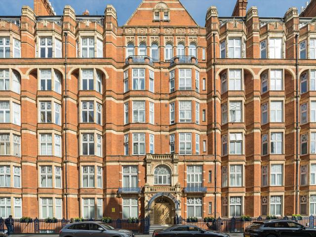 apartment for rent at apartment Bickenhall Street, Marylebone, London, W1U