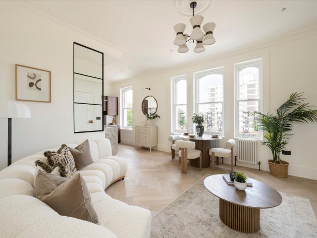 apartment for rent at apartment Blenheim Crescent, London, W11