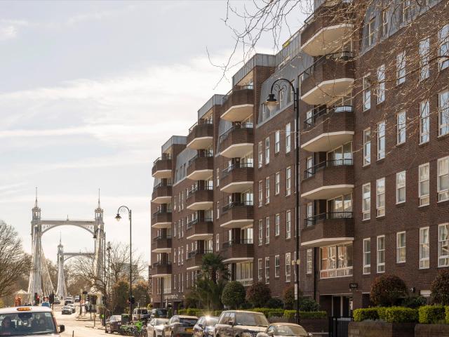 apartment for rent at apartment Cheyne Walk, Chelsea, London SW3