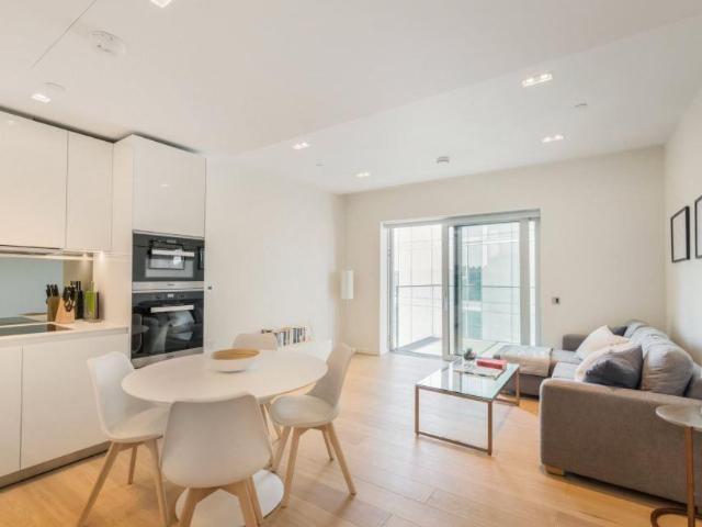 apartment for rent at apartment Columbia Gardens, Lillie Square, Earls Court, London, SW6