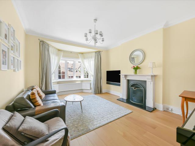 apartment for rent at apartment Crediton Hill, London NW6
