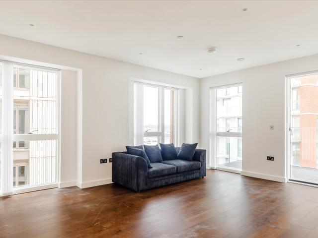 apartment for rent at apartment Denver Building, Lexington Gardens, Nine Elms, SW11