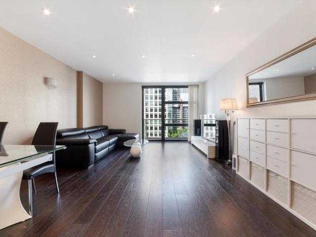 apartment for rent at apartment Discovery Dock West, E14