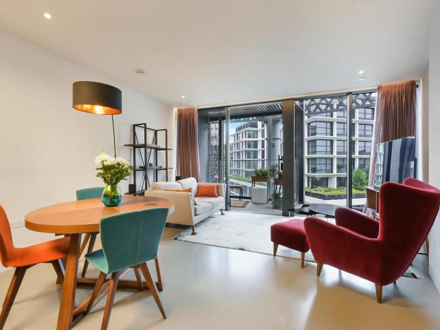 apartment for rent at apartment Gasholders Building, 1 Lewis Cubitt Square, London N1C