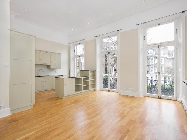 apartment for rent at apartment Gledhow Gardens, South Kensington, London, SW5