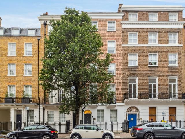 apartment for rent at apartment Great Cumberland Place, London, W1H