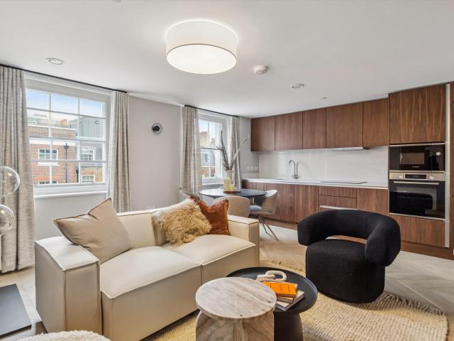 apartment for rent at apartment Great Cumberland Place, London, W1H