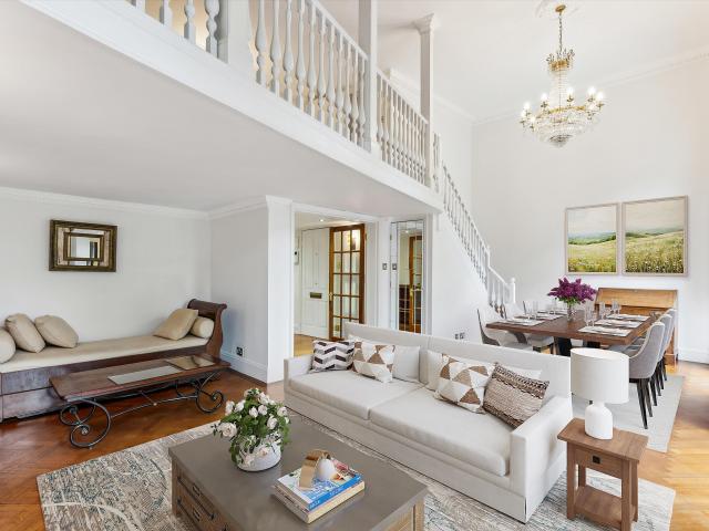 apartment for rent at apartment Hyde Park Gardens, London, W2