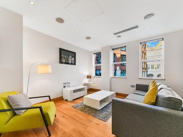 apartment for rent at apartment Ludgate Broadway, London, EC4V