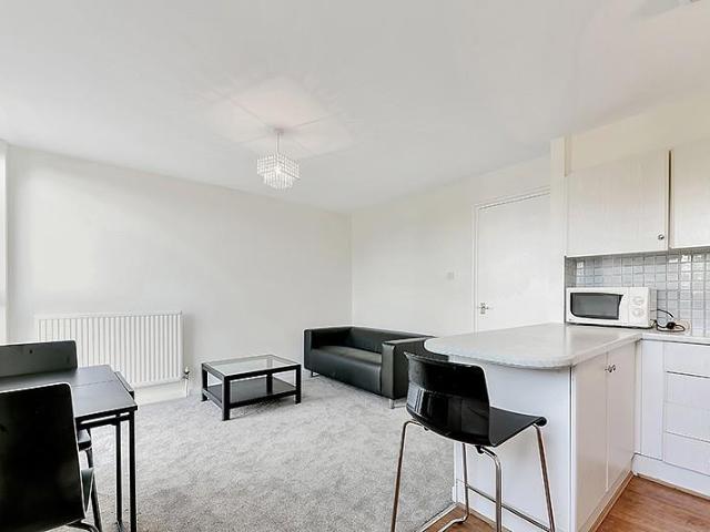 apartment for rent at apartment Leeward Court, Quay 430, Asher Way, Wapping, London, E1W