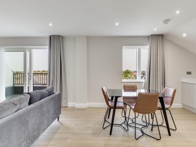 apartment for rent at apartment Purley Avenue, London, NW2