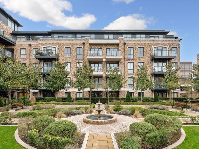 apartment for rent at apartment Palladian Gardens, London, W4