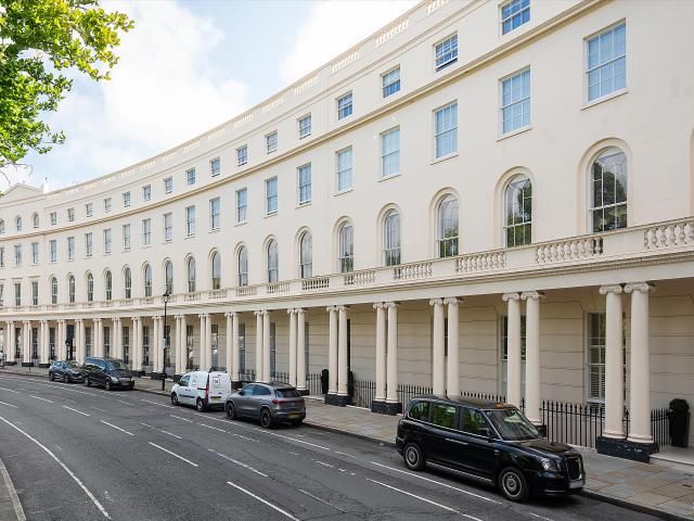 apartment for rent at apartment Park Crescent, London W1B