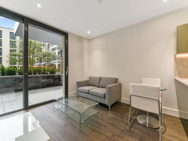 apartment for rent at apartment Perilla House, Stable Walk, London, E1