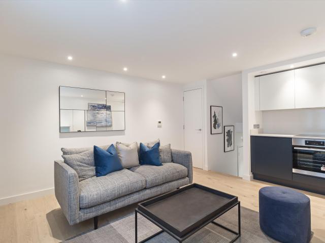 apartment for rent at apartment Radnor Walk, London SW3