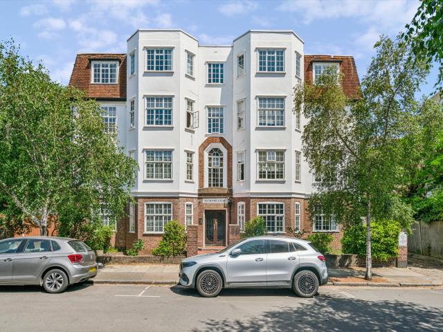 apartment for rent at apartment Raymond Road, London SW19