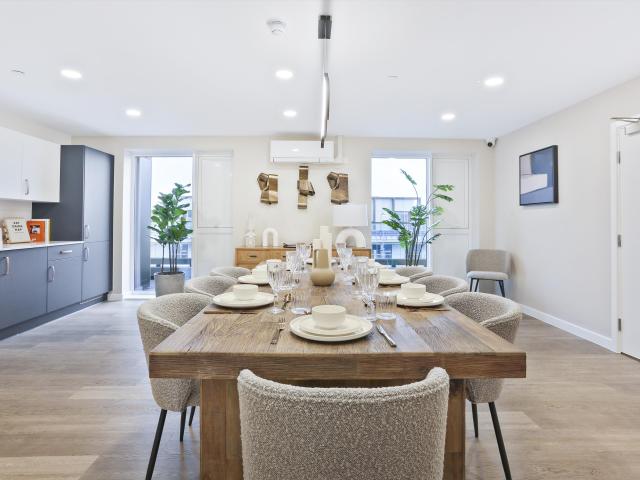 apartment for rent at apartment Station Avenue, Walton on Thames, Surrey, KT12