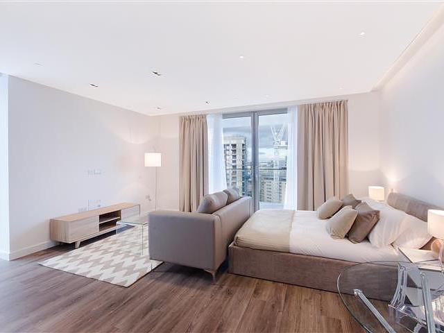 apartment for rent at apartment Satin House, Piazza Walk, Aldgate, E1