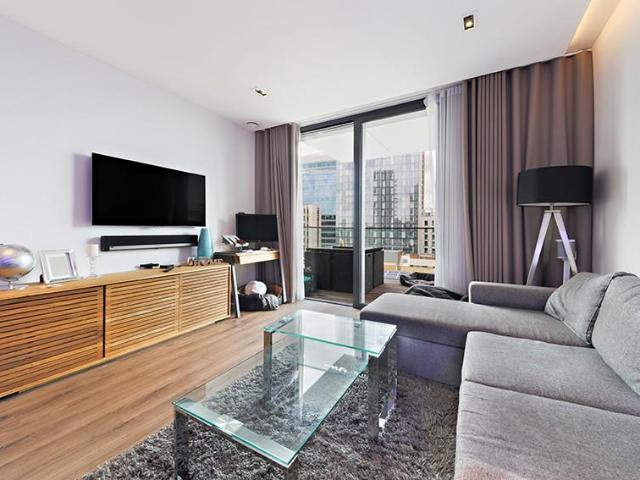 apartment for rent at apartment Satin House, Piazza Walk, London, E1