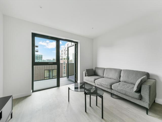 apartment for rent at apartment Scarlet Court, Damsel Grove, London, N4