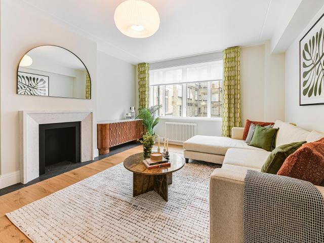 apartment for rent at apartment Sloane Street, Knightsbridge, London SW1X