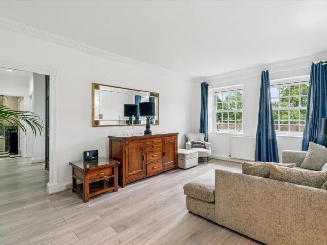 apartment for rent at apartment Wimbledon Park Side, London SW19