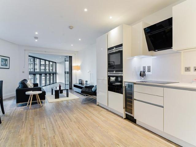 apartment for rent at apartment Wiverton Tower, New Drum Street, Aldgate, London, E1