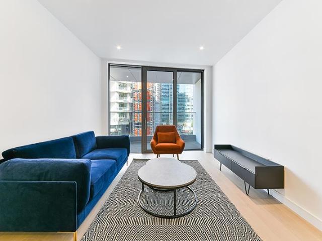 apartment for rent at apartment 10 Park Drive, Canary Wharf, London, E14