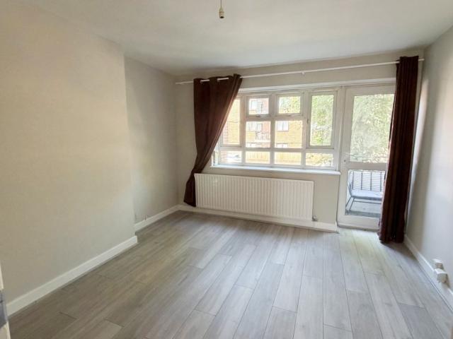 apartment for rent at Browning House, Shakspeare Walk, N16, United Kingdom
