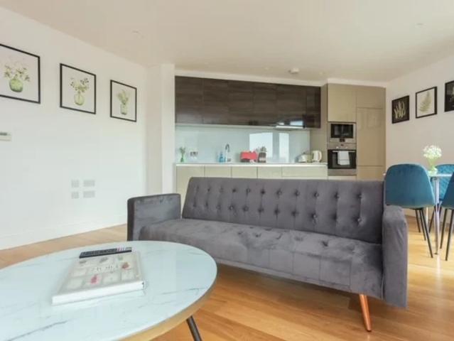 apartment for rent at Bywell Place, London, E16 1JW, UK