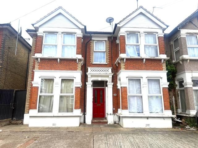 apartment for rent at Ilford | IG1, UK