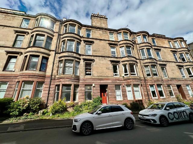 apartment for rent at Overdale Gardens, Southside, Glasgow, G42 9QQ, England